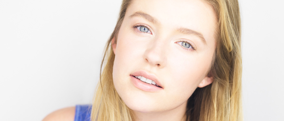 The CW engage Kennedy McCann pour son adaptation de Nancy Drew - Roster Con