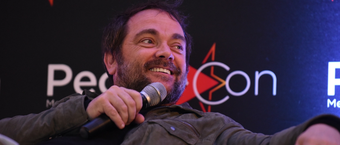 Supernatural: Mark Sheppard (Crowley) at the DarkLight Con 5 - Roster Con